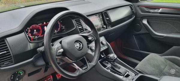 Melns Skoda Kodiaq 2023 Viļņa, ar dzinēja tilpumu 1.97 L un nobraukumu 166 tūkst. km par 24850 €, foto 7 vietnē AUTOMOTO.COM.LV