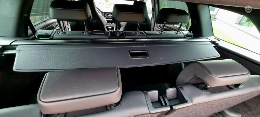 Black Skoda Kodiaq 2023 in Vilnius, with an engine capacity of 1.97 L and mileage of 166 thousand km for 24850 €, photo 21 on AUTOMOTO.COM.LV