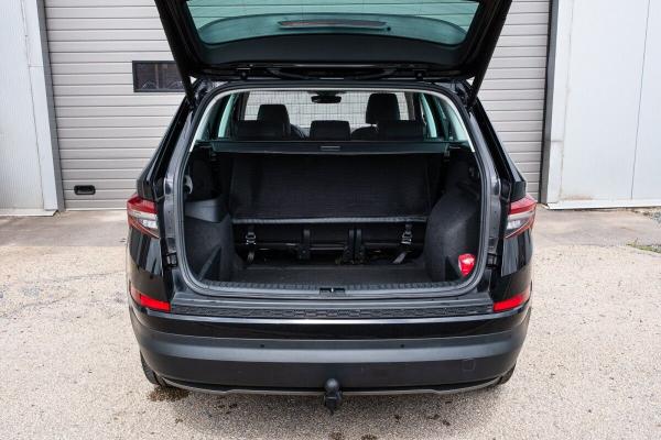 Melns Skoda Kodiaq 2023 Jelgava, ar dzinēja tilpumu 2.00 L un nobraukumu 158 tūkst. km par 29250 €, foto 6 vietnē AUTOMOTO.COM.LV