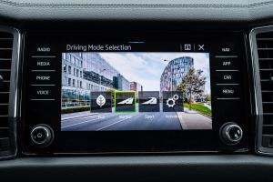 Черный Шкода Kodiaq 2023 в Елгава, объемом двигателя 2.00 л и пробегом 158 тыс. км за 29250 €, фото 19 на AUTOMOTO.COM.LV