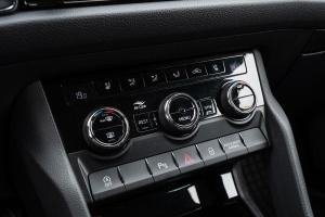 Черный Шкода Kodiaq 2023 в Елгава, объемом двигателя 2.00 л и пробегом 158 тыс. км за 29250 €, фото 23 на AUTOMOTO.COM.LV