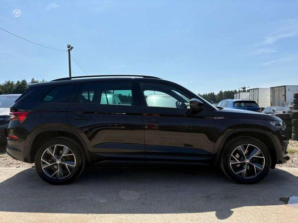 Melns Skoda Kodiaq 2023 Viļņa, ar dzinēja tilpumu 1.97 L un nobraukumu 198 tūkst. km par 24200 €, foto 4 vietnē AUTOMOTO.COM.LV