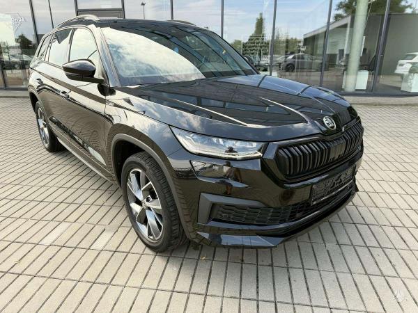 Melns Skoda Kodiaq 2023 Kauņa, ar dzinēja tilpumu 1.50 L un nobraukumu 198 tūkst. km par 25500 €, foto 2 vietnē AUTOMOTO.COM.LV
