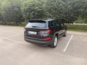 Черный Шкода Kodiaq 2023 в Огре, объемом двигателя 1.50 л и пробегом 85 тыс. км за 27590 €, фото 8 на AUTOMOTO.COM.LV