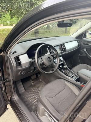 Черный Шкода Kodiaq 2023 в Огре, объемом двигателя 1.50 л и пробегом 85 тыс. км за 27590 €, фото 11 на AUTOMOTO.COM.LV