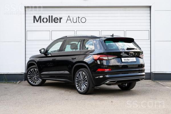 Melns Skoda Kodiaq 2023 Rīga, ar dzinēja tilpumu 2.00 L un nobraukumu 132 tūkst. km par 32950 €, foto 4 vietnē AUTOMOTO.COM.LV
