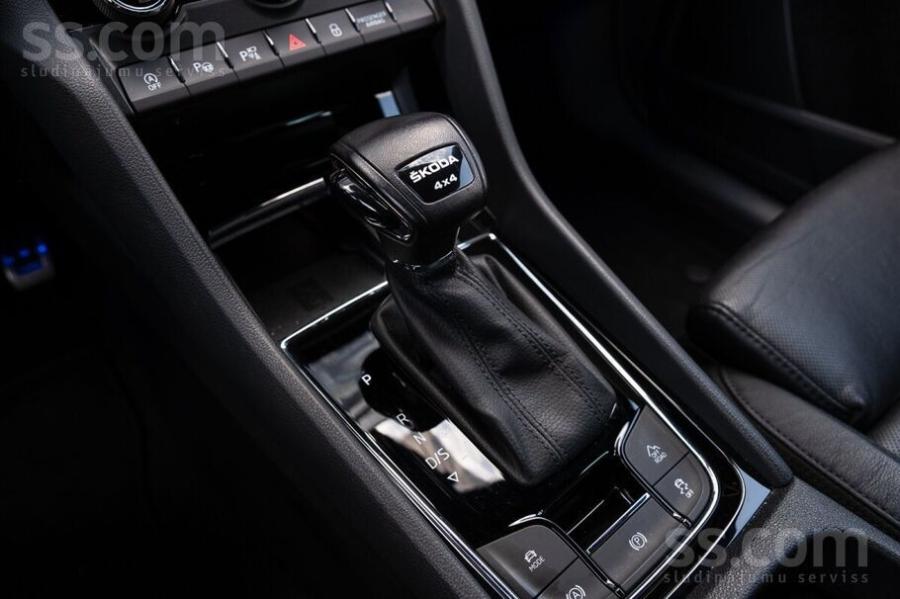 Melns Skoda Kodiaq 2023 Rīga, ar dzinēja tilpumu 2.00 L un nobraukumu 132 tūkst. km par 32950 €, foto 18 vietnē AUTOMOTO.COM.LV