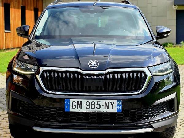 Black Skoda Kodiaq 2023 in Taurage, with an engine capacity of 1.97 L and mileage of 178 thousand km for 17400 €, photo 1 on AUTOMOTO.COM.LV