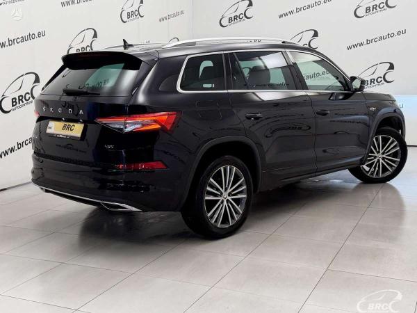 Черный Шкода Kodiaq 2023 в Вильнюс, объемом двигателя 1.98 л и пробегом 86 тыс. км за 32500 €, фото 3 на AUTOMOTO.COM.LV
