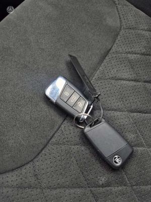 Melns Skoda Kodiaq 2023 Šauļi, ar dzinēja tilpumu 1.97 L un nobraukumu 213 tūkst. km par 27700 €, foto 37 vietnē AUTOMOTO.COM.LV