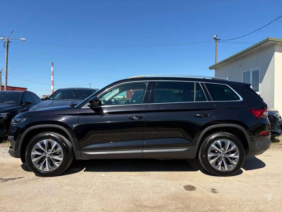 Черный Шкода Kodiaq 2023 в Вильнюс, объемом двигателя 1.50 л и пробегом 149 тыс. км за 24200 €, фото 3 на AUTOMOTO.COM.LV