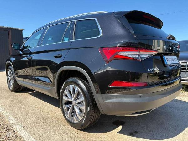 Черный Шкода Kodiaq 2023 в Вильнюс, объемом двигателя 1.50 л и пробегом 149 тыс. км за 24200 €, фото 3 на AUTOMOTO.COM.LV
