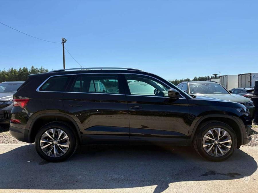 Черный Шкода Kodiaq 2023 в Вильнюс, объемом двигателя 1.50 л и пробегом 149 тыс. км за 24200 €, фото 6 на AUTOMOTO.COM.LV