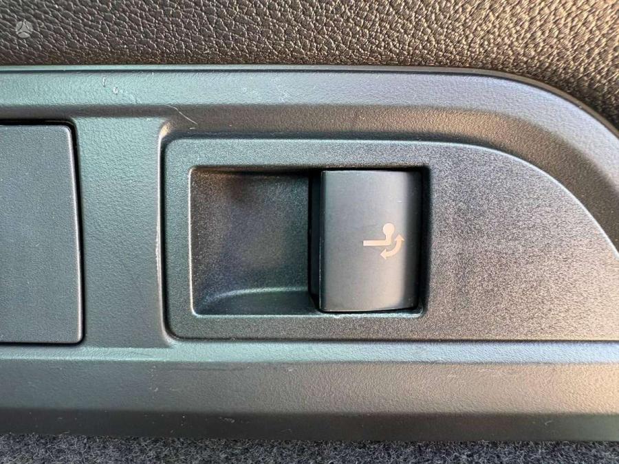 Черный Шкода Kodiaq 2023 в Вильнюс, объемом двигателя 1.50 л и пробегом 149 тыс. км за 24200 €, фото 27 на AUTOMOTO.COM.LV