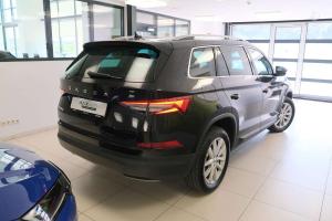 Черный Шкода Kodiaq 2023 в Вильнюс, объемом двигателя 1.97 л и пробегом 133 тыс. км за 24950 €, фото 3 на AUTOMOTO.COM.LV