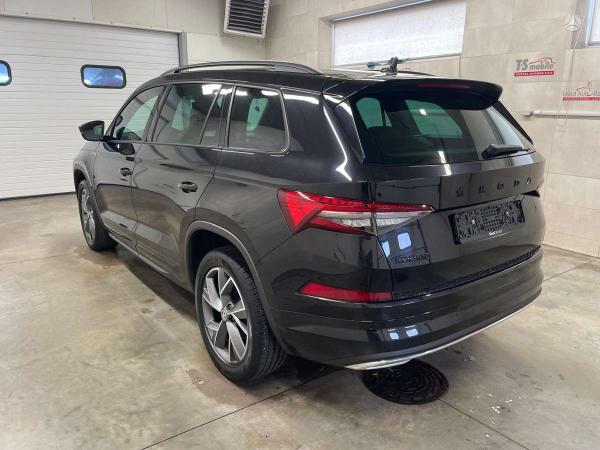 Melns Skoda Kodiaq 2023 Marijampole, ar dzinēja tilpumu 1.50 L un nobraukumu 200 tūkst. km par 23474 €, foto 6 vietnē AUTOMOTO.COM.LV