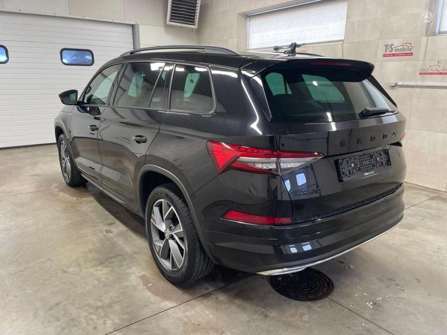 Melns Skoda Kodiaq 2023 Marijampole, ar dzinēja tilpumu 1.50 L un nobraukumu 200 tūkst. km par 23474 €, foto 7 vietnē AUTOMOTO.COM.LV