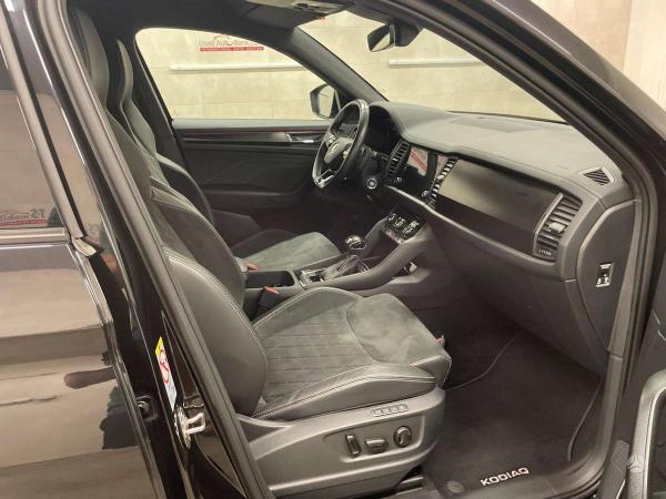 Melns Skoda Kodiaq 2023 Marijampole, ar dzinēja tilpumu 1.50 L un nobraukumu 200 tūkst. km par 23474 €, foto 8 vietnē AUTOMOTO.COM.LV