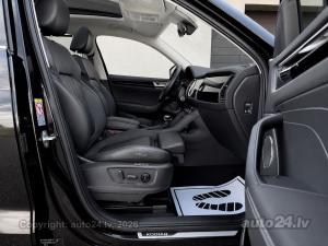 Melns Skoda Kodiaq 2023 Pērnava, ar dzinēja tilpumu 2.00 L un nobraukumu 67 tūkst. km par 35990 €, foto 12 vietnē AUTOMOTO.COM.LV