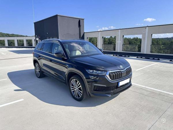 Черный Шкода Kodiaq 2023 в Вильнюс, объемом двигателя 1.97 л и пробегом 144 тыс. км за 29300 €, фото 1 на AUTOMOTO.COM.LV