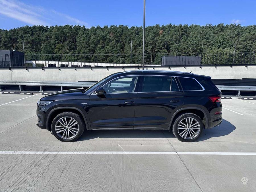 Black Skoda Kodiaq 2023 in Vilnius, with an engine capacity of 1.97 L and mileage of 144 thousand km for 29300 €, photo 7 on AUTOMOTO.COM.LV