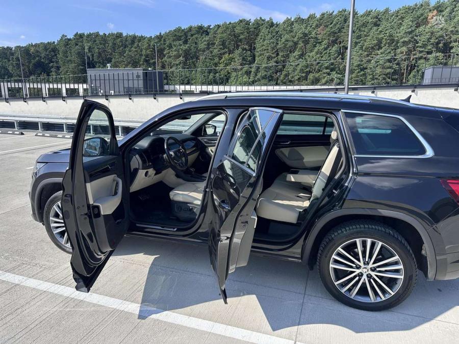 Black Skoda Kodiaq 2023 in Vilnius, with an engine capacity of 1.97 L and mileage of 144 thousand km for 29300 €, photo 9 on AUTOMOTO.COM.LV