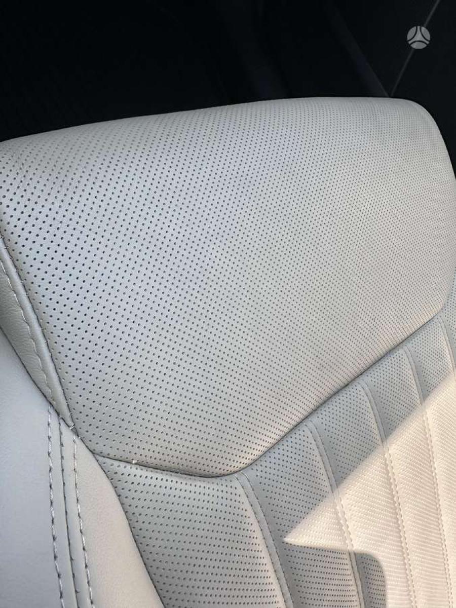 Black Skoda Kodiaq 2023 in Vilnius, with an engine capacity of 1.97 L and mileage of 144 thousand km for 29300 €, photo 17 on AUTOMOTO.COM.LV