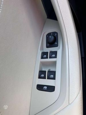 Black Skoda Kodiaq 2023 in Vilnius, with an engine capacity of 1.97 L and mileage of 144 thousand km for 29300 €, photo 44 on AUTOMOTO.COM.LV
