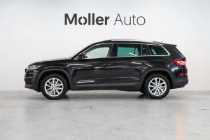 Black Skoda Kodiaq 2023 in Vilnius, with an engine capacity of 2.00 L and mileage of 118 thousand km for 28050 €, photo 3 on AUTOMOTO.COM.LV
