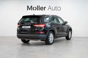 Black Skoda Kodiaq 2023 in Vilnius, with an engine capacity of 2.00 L and mileage of 118 thousand km for 28050 €, photo 4 on AUTOMOTO.COM.LV