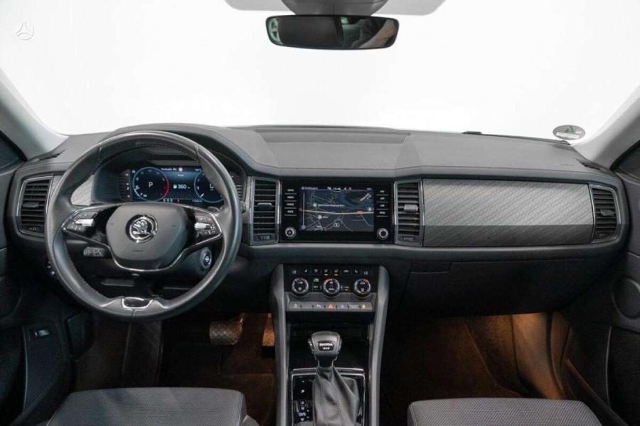 Black Skoda Kodiaq 2023 in Vilnius, with an engine capacity of 2.00 L and mileage of 118 thousand km for 28050 €, photo 9 on AUTOMOTO.COM.LV