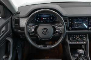 Black Skoda Kodiaq 2023 in Vilnius, with an engine capacity of 2.00 L and mileage of 118 thousand km for 28050 €, photo 10 on AUTOMOTO.COM.LV