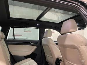 Melns Skoda Kodiaq 2023 Marijampole, ar dzinēja tilpumu 1.50 L un nobraukumu 60 tūkst. km par 33868 €, foto 12 vietnē AUTOMOTO.COM.LV
