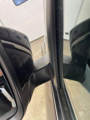 Melns Skoda Kodiaq 2023 Marijampole, ar dzinēja tilpumu 1.50 L un nobraukumu 60 tūkst. km par 33868 €, foto 15 vietnē AUTOMOTO.COM.LV