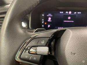 Melns Skoda Kodiaq 2023 Marijampole, ar dzinēja tilpumu 1.50 L un nobraukumu 60 tūkst. km par 33868 €, foto 18 vietnē AUTOMOTO.COM.LV