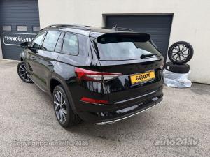 Melns Skoda Kodiaq 2023 Pērnava, ar dzinēja tilpumu 2.00 L un nobraukumu 101 tūkst. km par 34990 €, foto 4 vietnē AUTOMOTO.COM.LV
