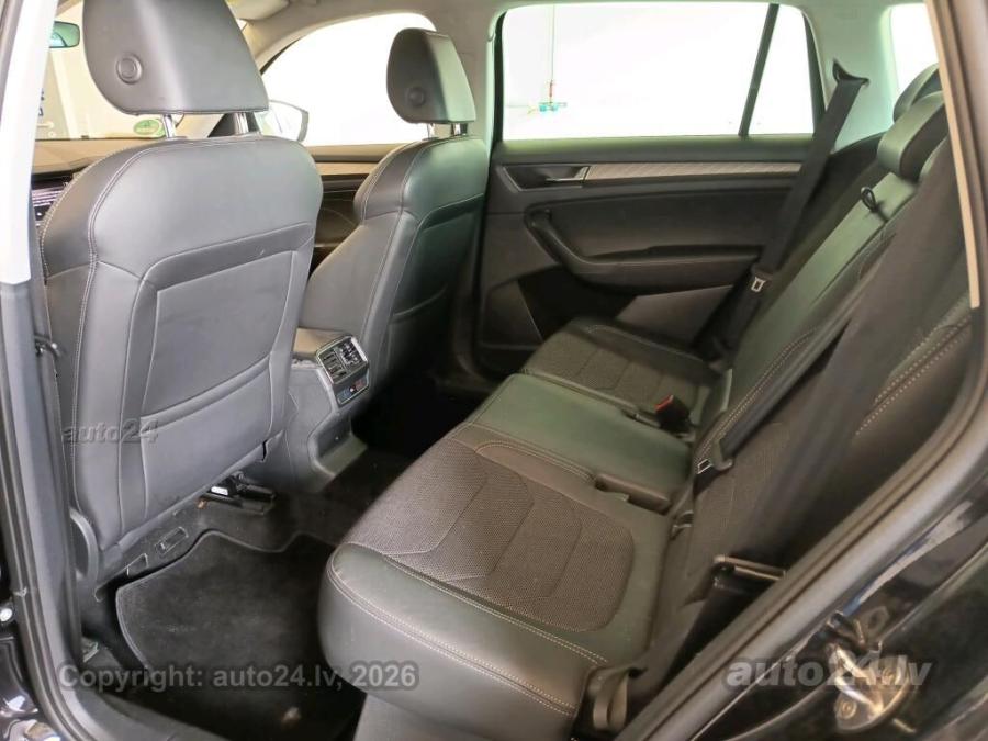 Melns Skoda Kodiaq 2023 Tallina, ar dzinēja tilpumu 2.00 L un nobraukumu 144 tūkst. km par 26900 €, foto 18 vietnē AUTOMOTO.COM.LV