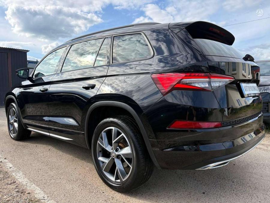 Черный Шкода Kodiaq 2023 в Вильнюс, объемом двигателя 1.97 л и пробегом 214 тыс. км за 25200 €, фото 4 на AUTOMOTO.COM.LV