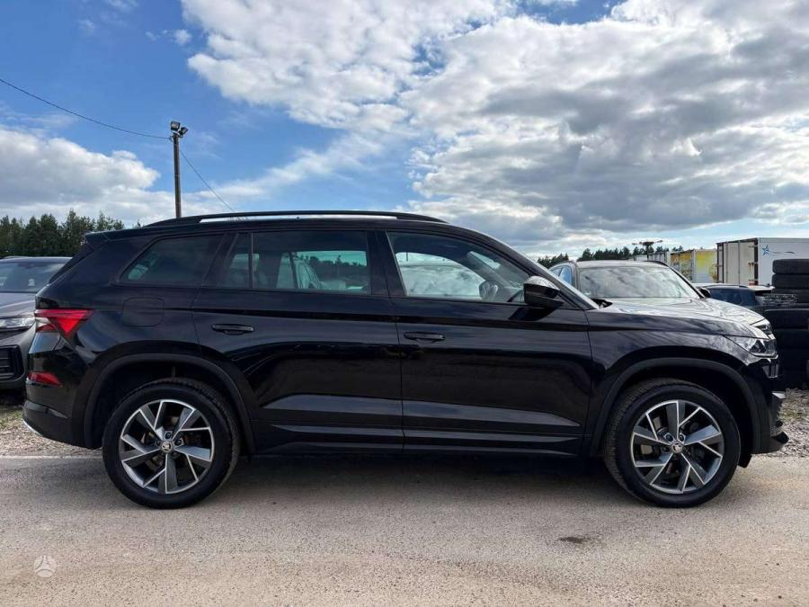 Черный Шкода Kodiaq 2023 в Вильнюс, объемом двигателя 1.97 л и пробегом 214 тыс. км за 25200 €, фото 6 на AUTOMOTO.COM.LV