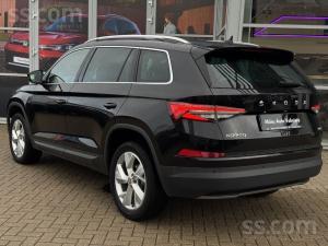 Черный Шкода Kodiaq 2023 в Валмиера, объемом двигателя 2.00 л и пробегом 97 тыс. км за 28500 €, фото 5 на AUTOMOTO.COM.LV
