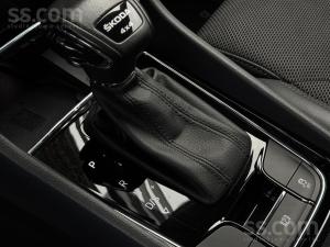 Черный Шкода Kodiaq 2023 в Валмиера, объемом двигателя 2.00 л и пробегом 97 тыс. км за 28500 €, фото 23 на AUTOMOTO.COM.LV