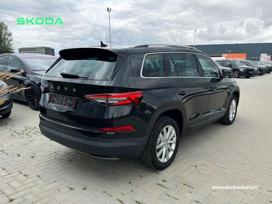 Black Skoda Kodiaq 2023 in Siauliai, with an engine capacity of 1.97 L and mileage of 244 thousand km for 24000 €, photo 5 on AUTOMOTO.COM.LV