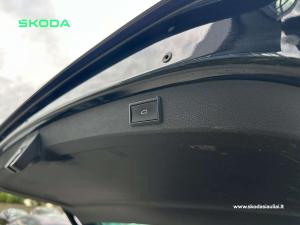 Black Skoda Kodiaq 2023 in Siauliai, with an engine capacity of 1.97 L and mileage of 244 thousand km for 24000 €, photo 8 on AUTOMOTO.COM.LV