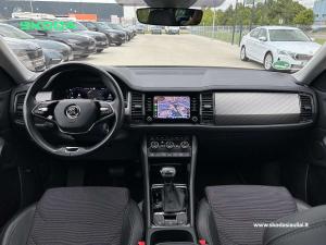Black Skoda Kodiaq 2023 in Siauliai, with an engine capacity of 1.97 L and mileage of 244 thousand km for 24000 €, photo 16 on AUTOMOTO.COM.LV
