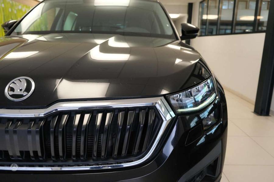 Black Skoda Kodiaq 2023 in Vilnius, with an engine capacity of 1.97 L and mileage of 172 thousand km for 23100 €, photo 8 on AUTOMOTO.COM.LV