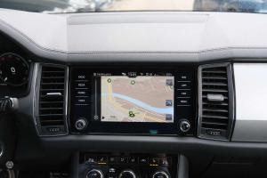 Black Skoda Kodiaq 2023 in Vilnius, with an engine capacity of 1.97 L and mileage of 172 thousand km for 23100 €, photo 17 on AUTOMOTO.COM.LV