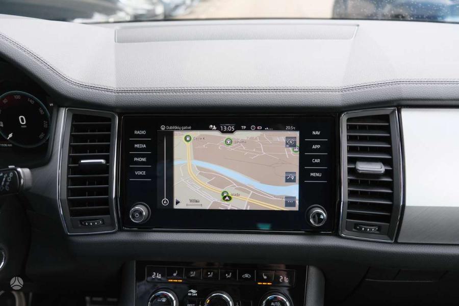 Black Skoda Kodiaq 2023 in Vilnius, with an engine capacity of 1.97 L and mileage of 172 thousand km for 23100 €, photo 17 on AUTOMOTO.COM.LV