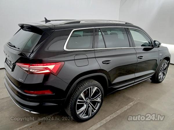 Черный Шкода Kodiaq 2023 в Таллин, объемом двигателя 2.00 л и пробегом 170 тыс. км за 29950 €, фото 6 на AUTOMOTO.COM.LV