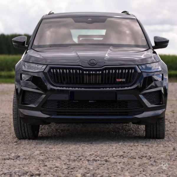 Black Skoda Kodiaq 2023 in Kaunas, with an engine capacity of 1.98 L and mileage of 80 thousand km for 36000 €, photo 4 on AUTOMOTO.COM.LV