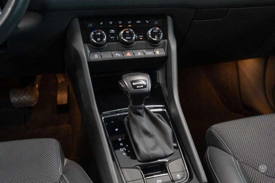 Черный Шкода Kodiaq 2023 в Вильнюс, объемом двигателя 2.00 л и пробегом 118 тыс. км за 27300 €, фото 17 на AUTOMOTO.COM.LV